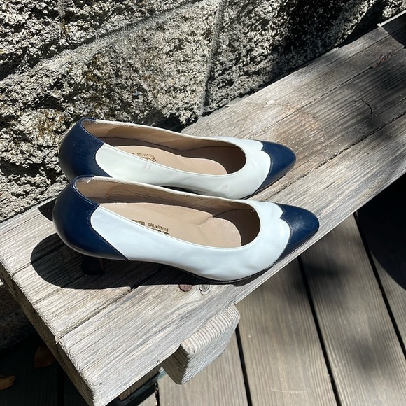 Salvatore Ferragamo | Shoes | Vintage Salvatore Feragamo Leather ...